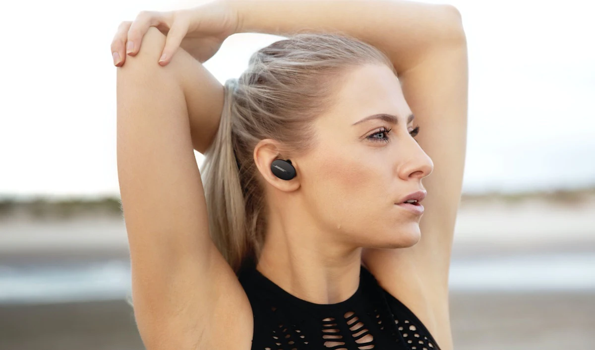 How to Start Using Tws Earphones - A Warehouse